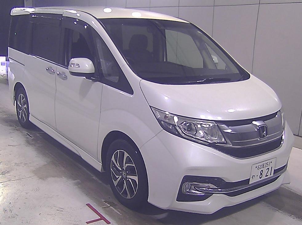 Honda Stepwgn - Fuga Japan